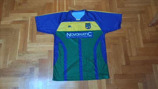 Dres Fk Zemun (originalni) odmah dostupan