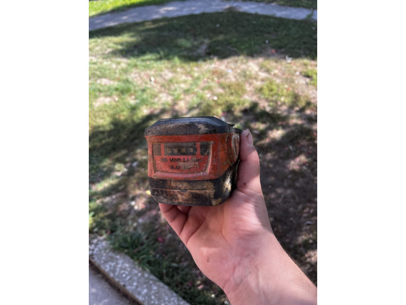HILTI 36V 3.0Ah AKU BATERIJA