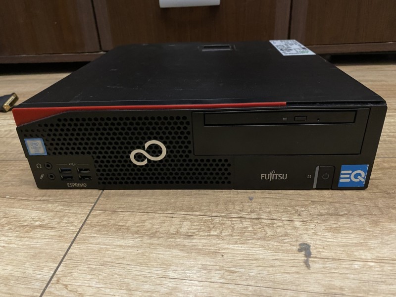 Fujitsu Esprimo – i7 6700-8Gb-Intel HD 530 br.4 TOP