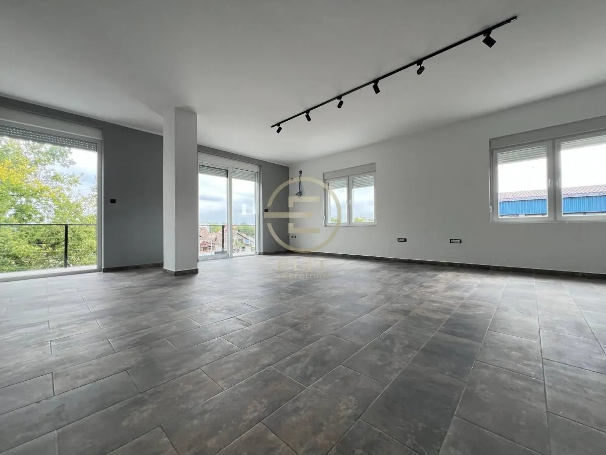 Izdavanje, poslovni prostor, 144m2, Vidovdansko naselje, Novi Sad, Novi Sad