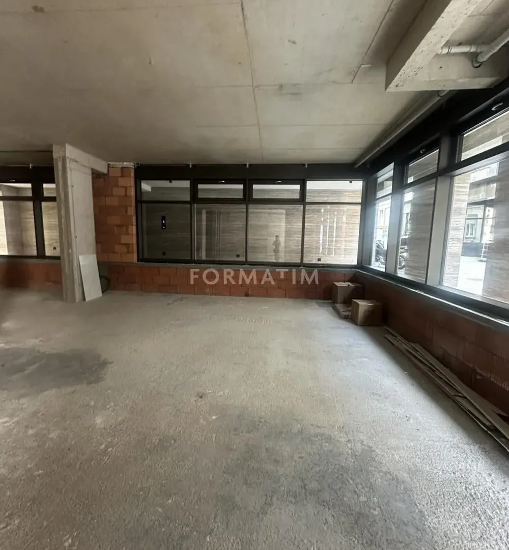 Izdavanje, poslovni prostor, 170m2, Cvetni Trg, Vračar, Beograd