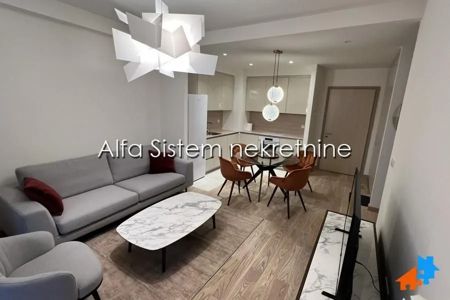 Izdavanje, dvosoban stan, 60m2, Savski Venac, Beograd