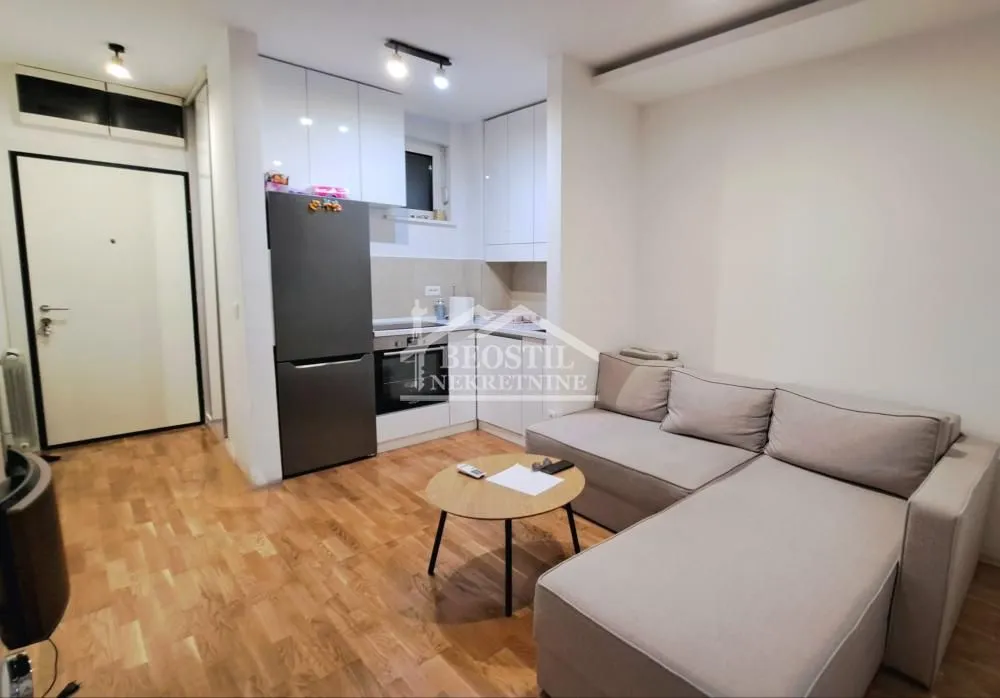 Izdavanje, jednosoban stan, 33m2, Kluz, Zvezdara, Beograd