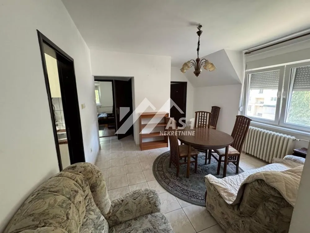 Izdavanje, četvorosoban stan, 65m2, Novi Sad, Novi Sad