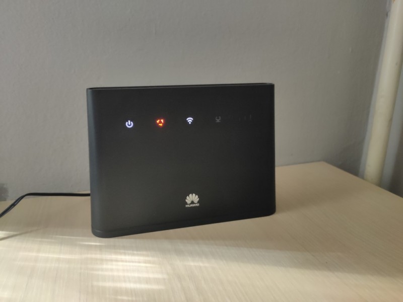 Huawei 4G ruter na karticu B311,Sim free
