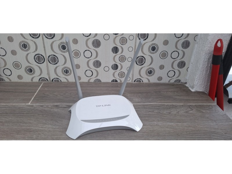 Tp LINK ruter (kompletan)