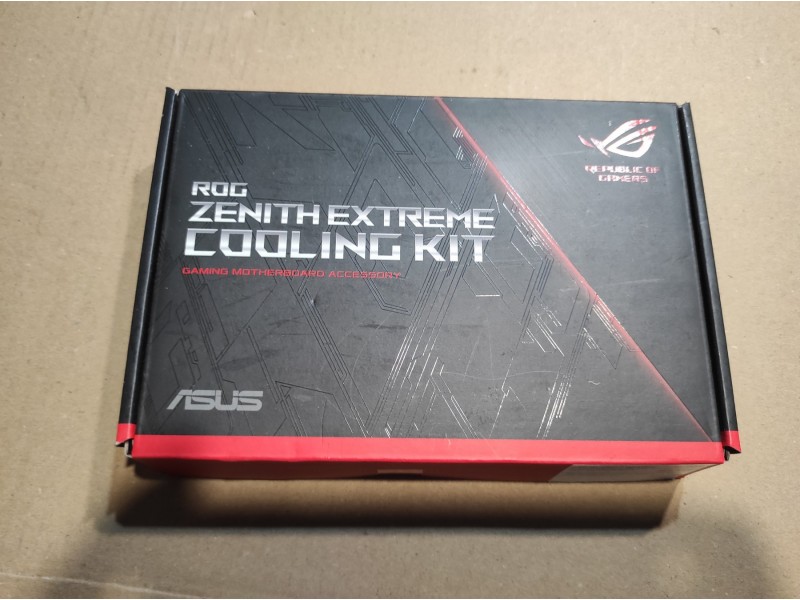 ASUS ROG Zenith Extreme Cooling kit