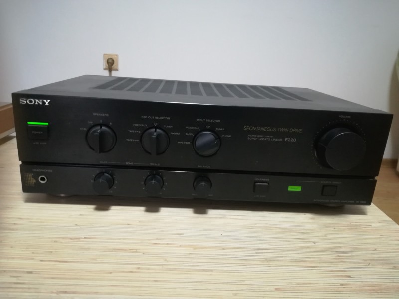 Pojačalo Sony TA-F220