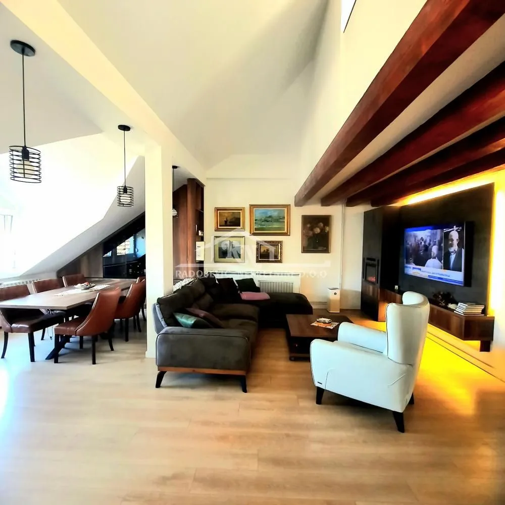 Prodaja, četvorosoban stan, 102m2, Golf Naselje, Beograd