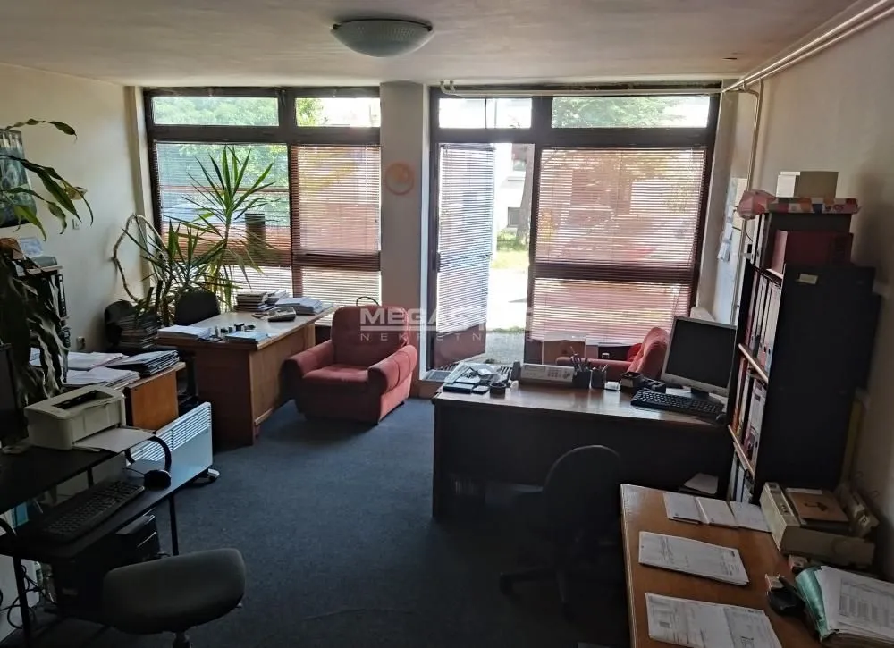 Prodaja, poslovni prostor, 34m2, Voždovac, Beograd