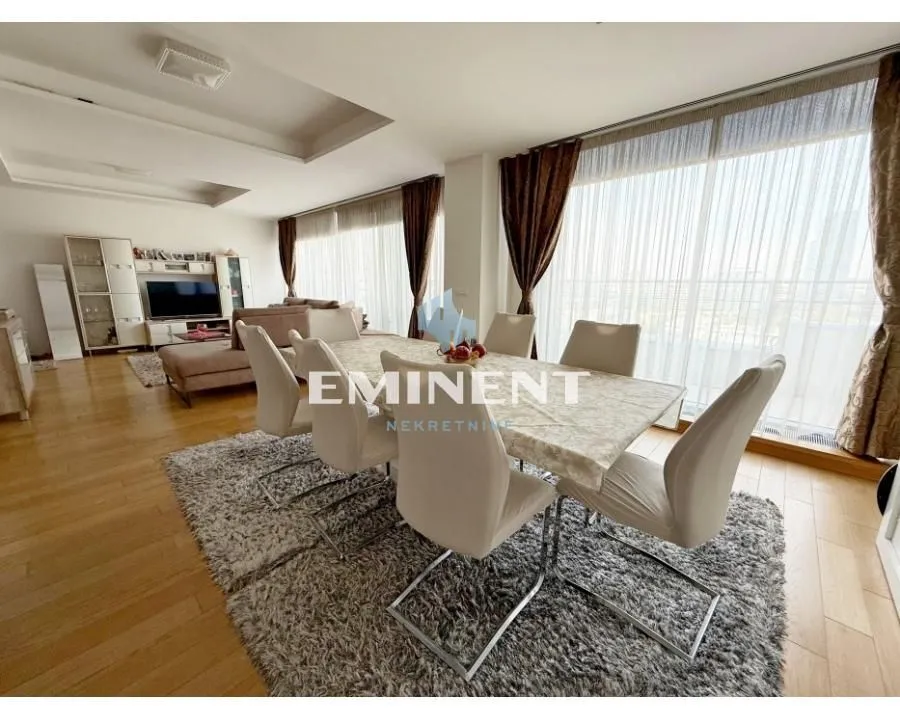 Prodaja, četvorosoban stan, 128m2, Novi Beograd Blok 67, Novi Beograd, Beograd