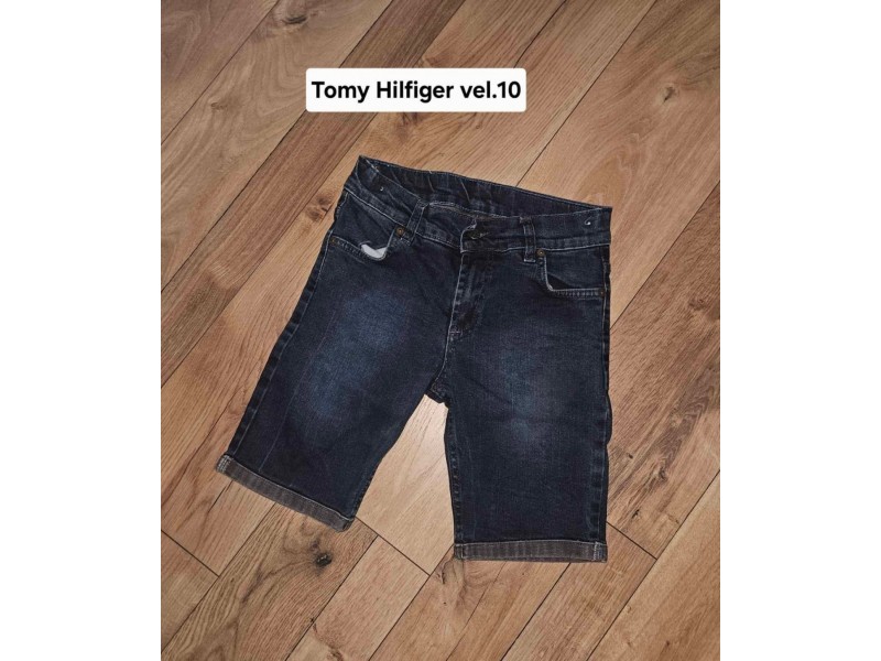 Tomy Hilfiger teksas bermude vel 9-10