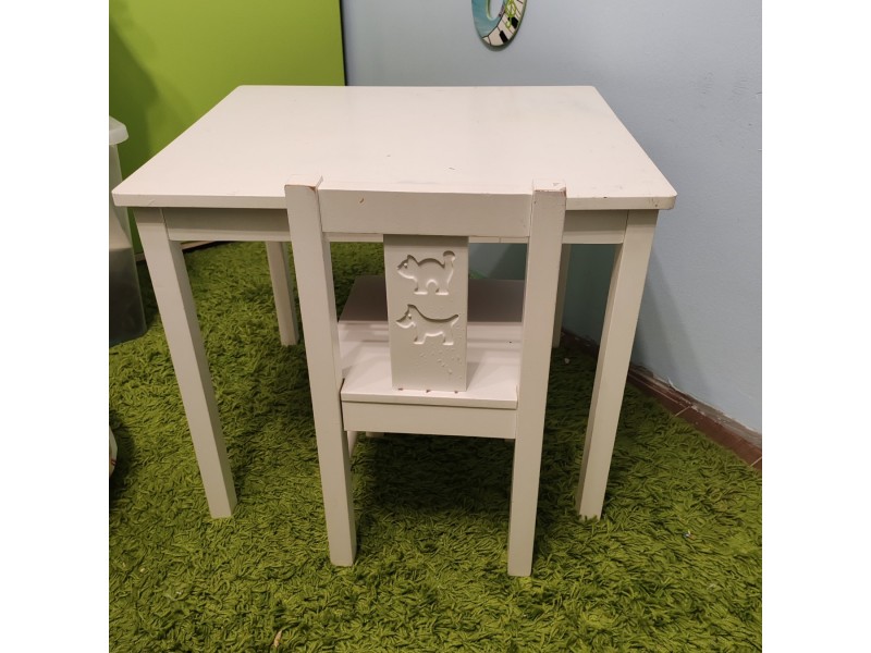 Ikea sto i stolica za decu