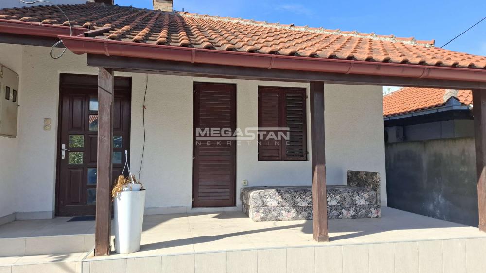 Ledine, kuća, nameštena, odmah useljiva 650 €