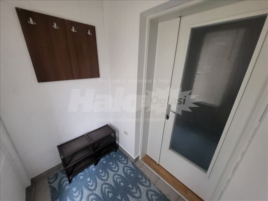 Namesten dvosoban stan od 45m2