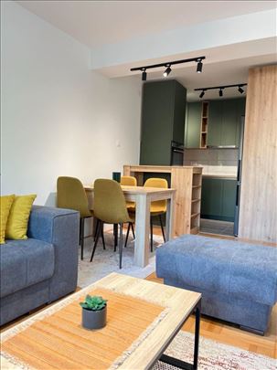 Dvosoban stan za izdavanje, Medijana, 500€, 53m²