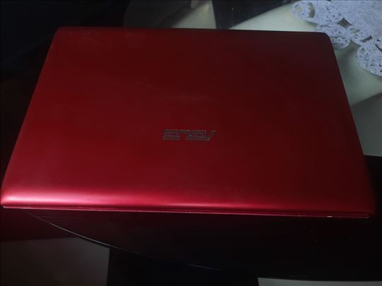 Prodajem polovan Laptop Asus