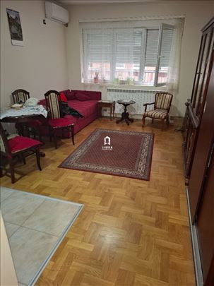 Vojvode Vlahovića - 30m2 - Voždovac