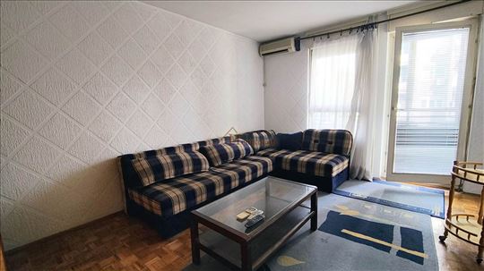VRAČAR Vojislava Ilića jednosoban uknjižen