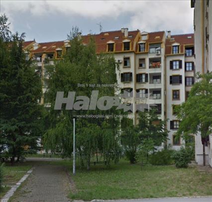 Čukarička Padina 2,5 stan 58 kvadrata na 3.spratu