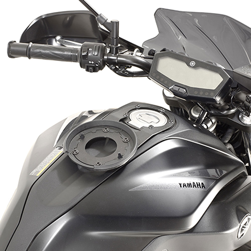 GIVI BF36 Nosač Tanklock torbe Yamaha MT07 (18-20)
