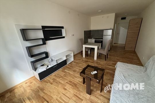 Zemun, 0.5s, 26m2, namšten