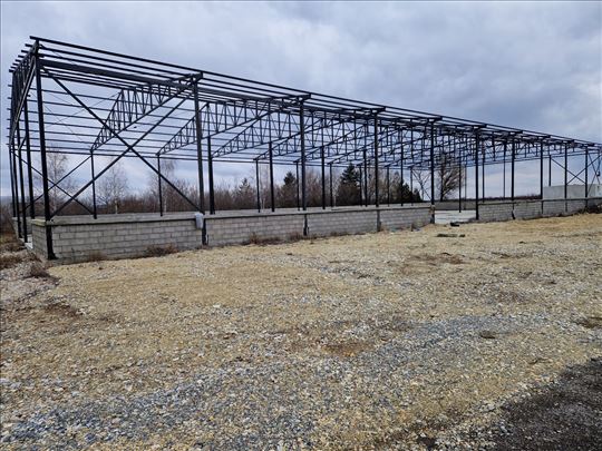 Pećinci, Deč, hala 1000m2, plac, 86 ar, kuća 160m2