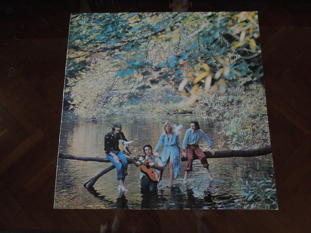 wings - wild life - england press