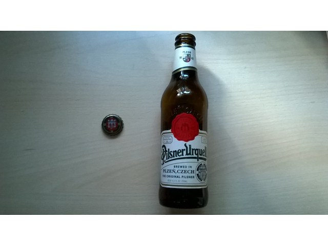 Prazna flaša PILSNER URQUELL piva 330ml sa čepom-stara