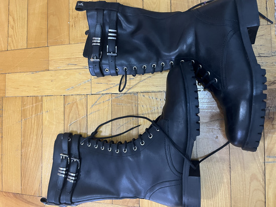 Patrizia Pepe cizme 40