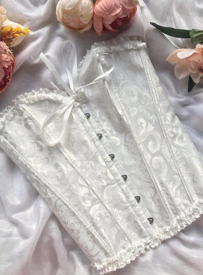    Prelepi ELEGANTNI korseti