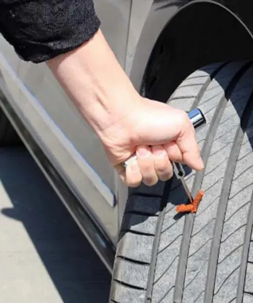 Set Za Krpljenje Tubeless Guma – Komplet Alat za Efikasnu i Brzu Popravku