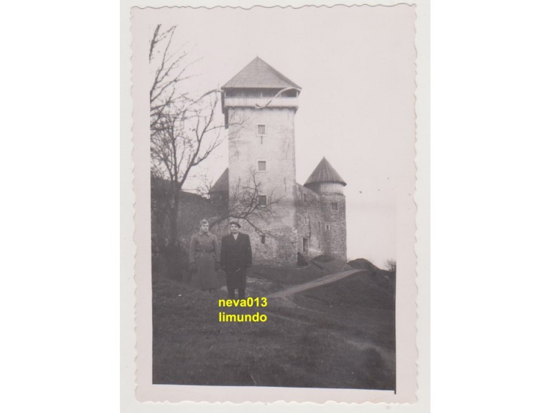 Gospodin sa vojnikom na Dubovcu 1958god.