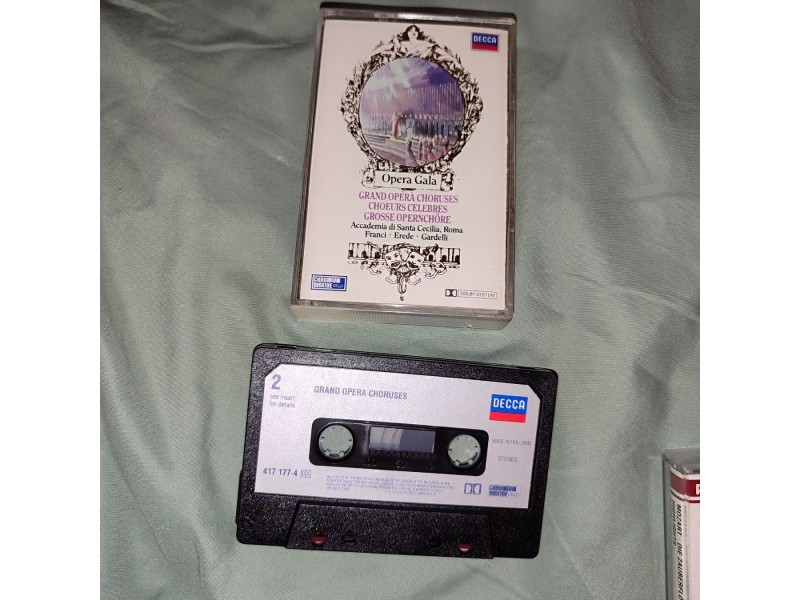Grand opera choruses