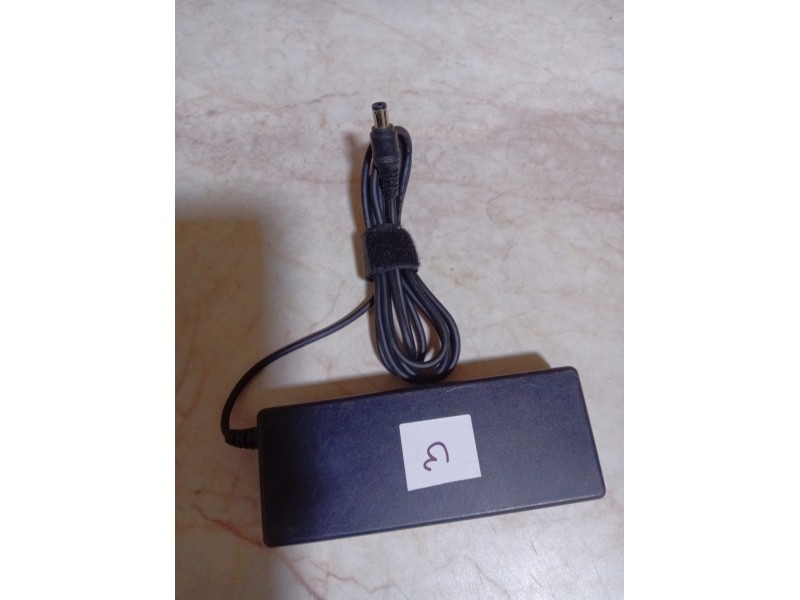 Toshiba 15v5a punjac za laptop br3