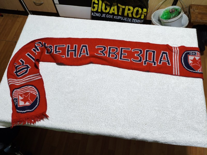 šal crvena zvezda