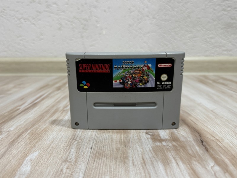 Super Mario Kart - Super Nintendo igra