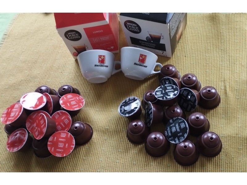 Dve šolje za espresso