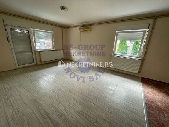 Spratna kuća - Veternička rampa - 188m2