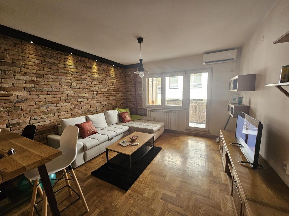 Dimitrija Tucovića, Dvosoban stan za izdavanje, 48m2, 700€