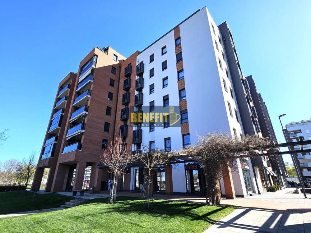 Trosoban stan za izdavanje, 74m2, 1.200€