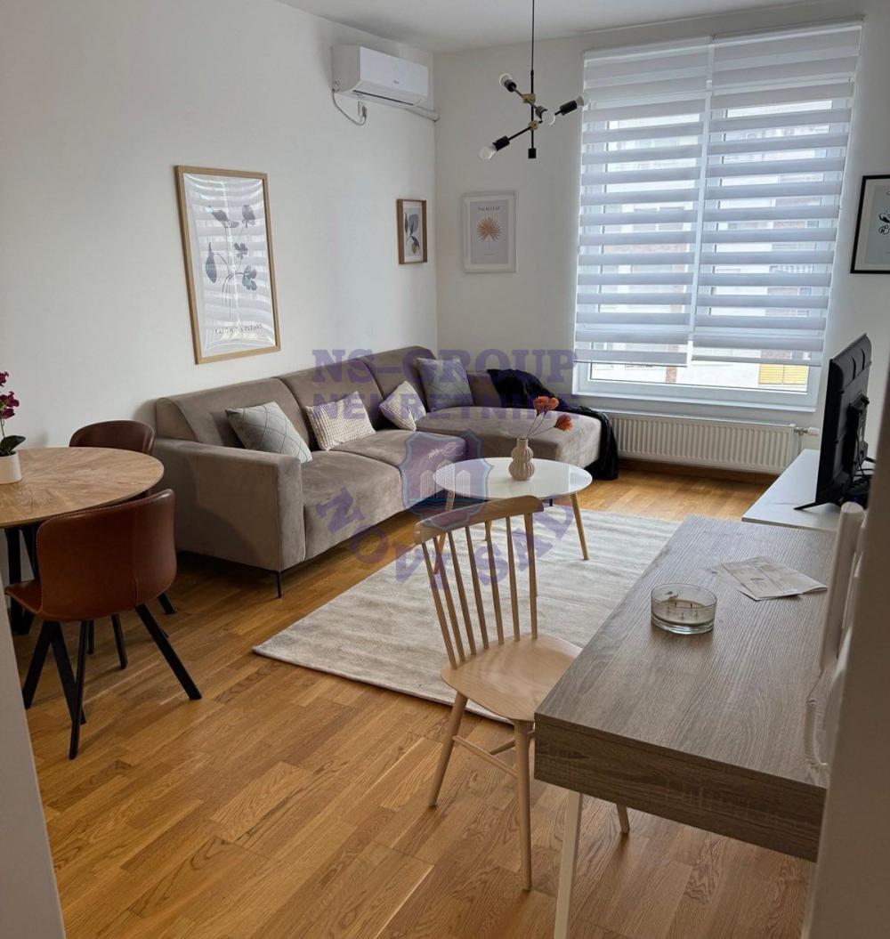 Trosoban stan na prodaju, 56m2, 185.400€