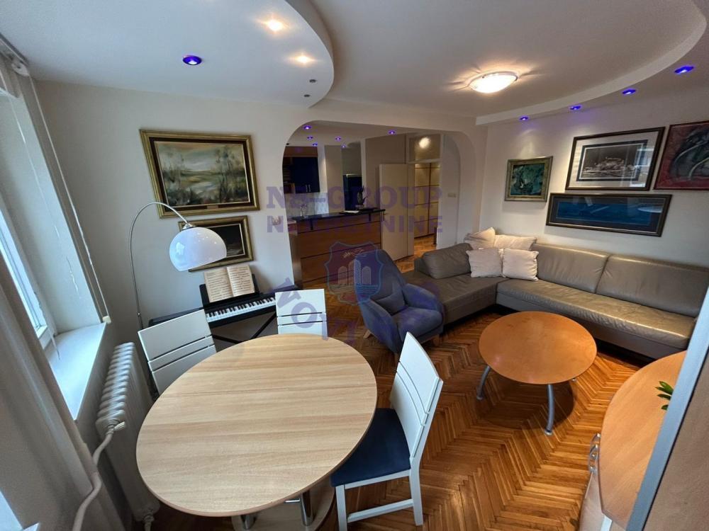 Dvoiposoban stan na prodaju, 73m2, 216.300€