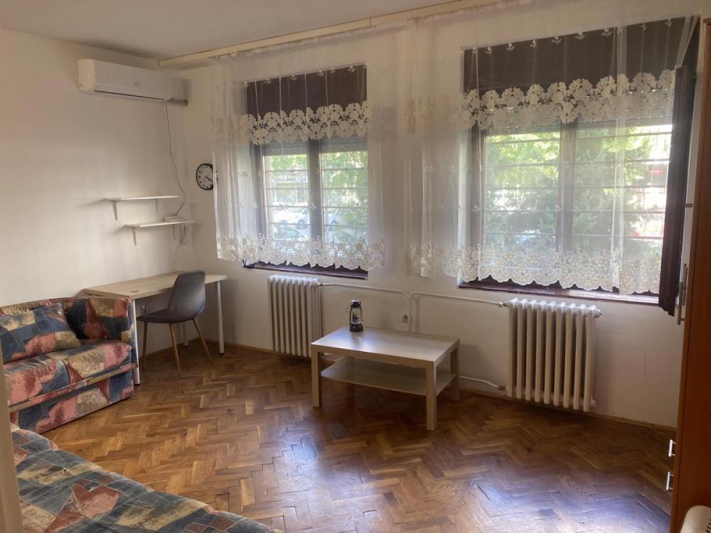 Jednosoban stan za izdavanje, 32m2, 300€