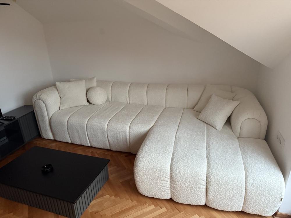 Donjovrežinska, Dvosoban stan za izdavanje, 47m2, 350€