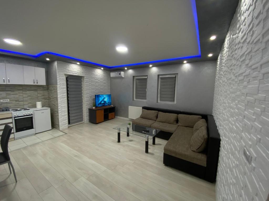 Infinity Apartman Obrenovac, sa parkingom privatnim
