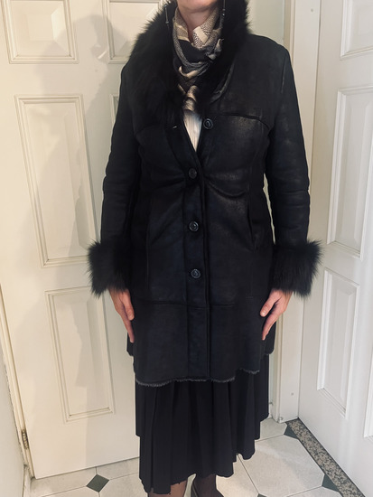 MONA KOŽNI MONTON NOV