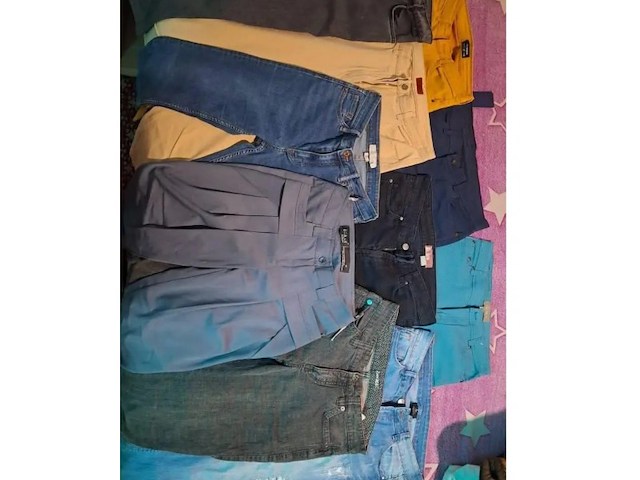 Razne Pantalone
