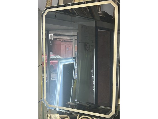 LED ogledalo