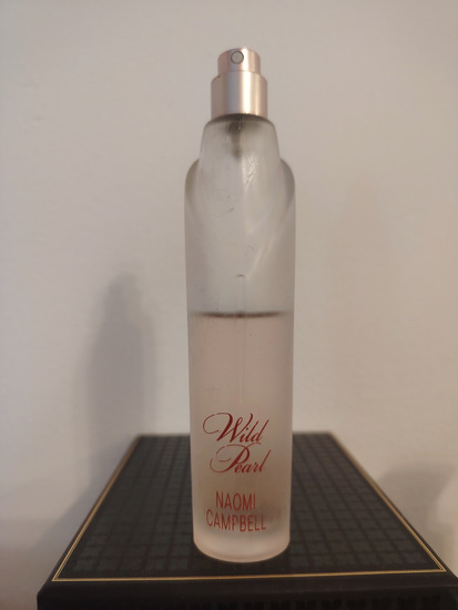 Naomi Campbell Wild Pearl